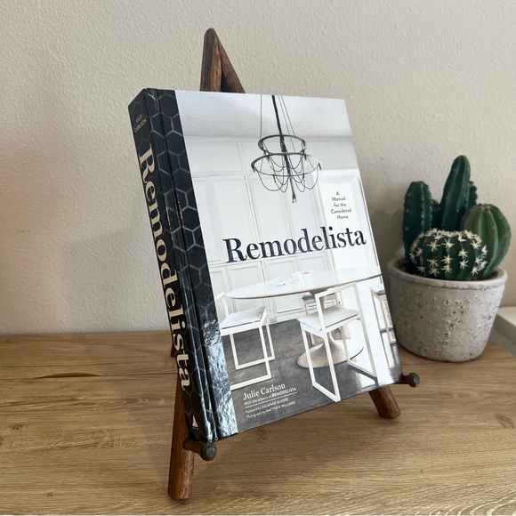 Accents | Remodelista Home Design Book Minimalist Interior Style Julie ...